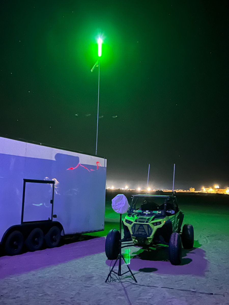 COMPLETE RGB COLOR CHASING CAMP LOCATOR KIT (FLAG POLE, MOUNT, WHIP ...